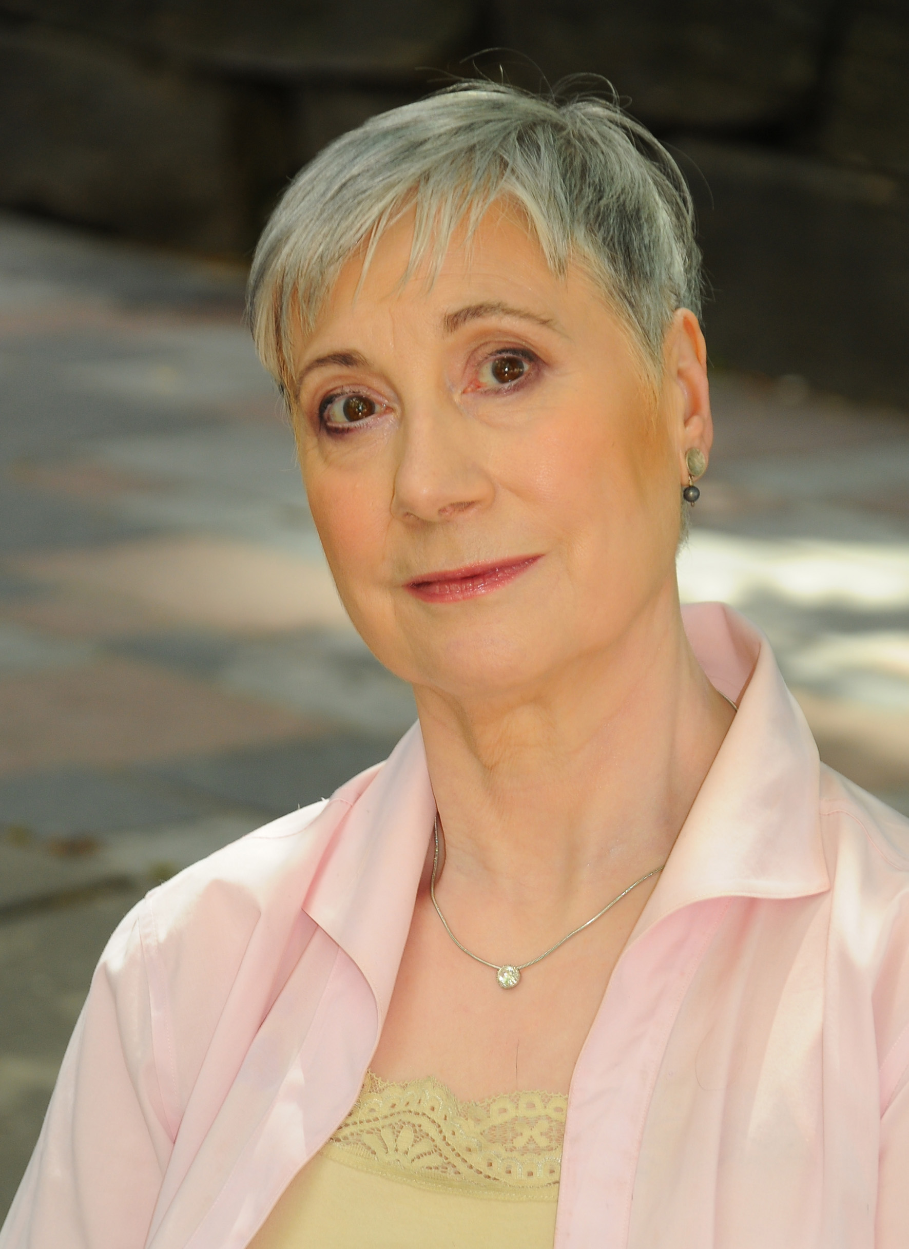 Elvira Cordileone – Presses Renaissance Press